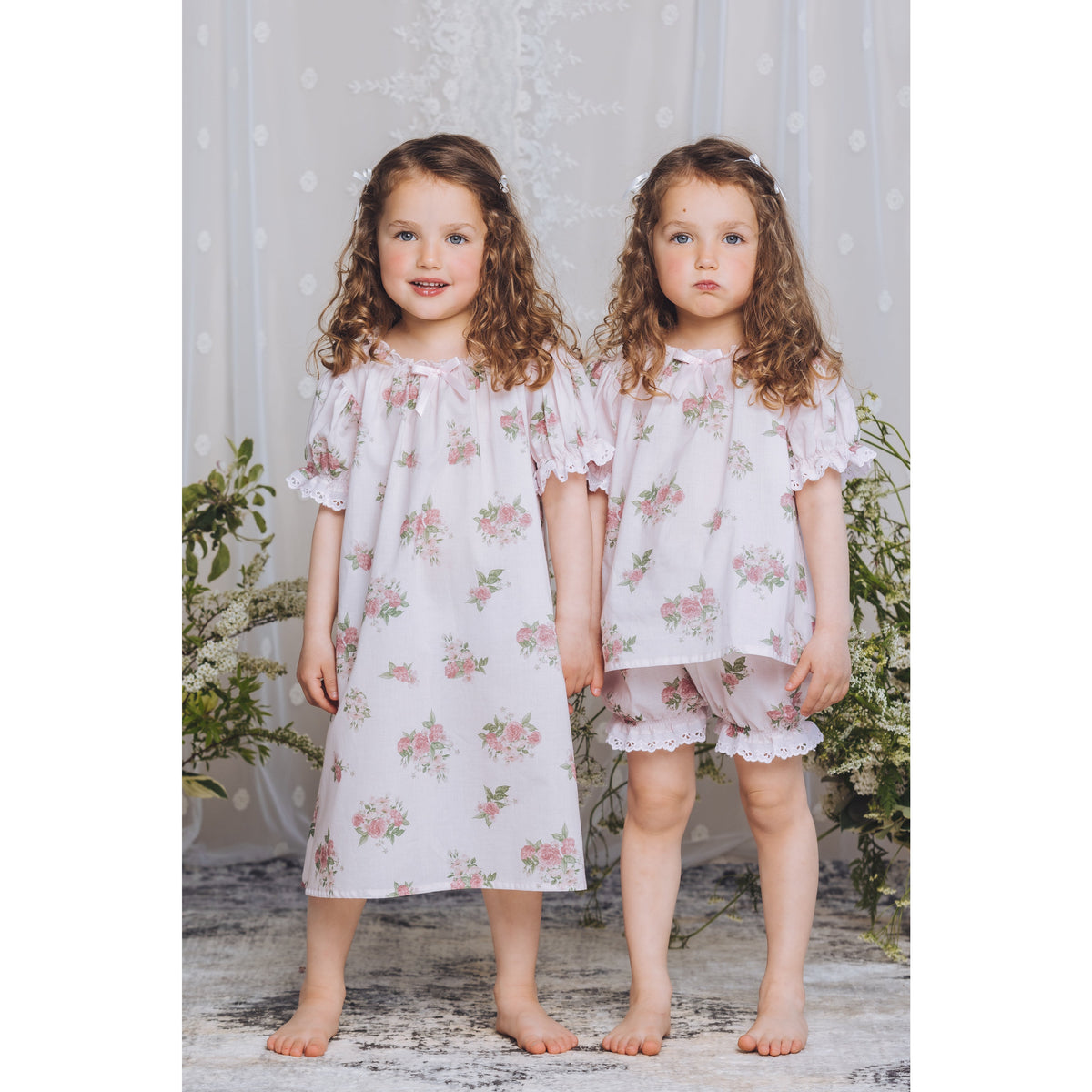 Vanessa | Pink Roses – Little Pinwheels